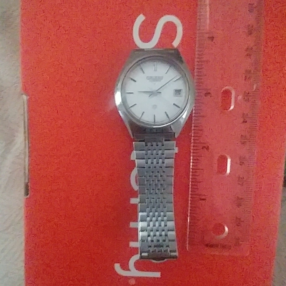 Vintage Orient Quartz Stainless Steel Silver Watch - Gem